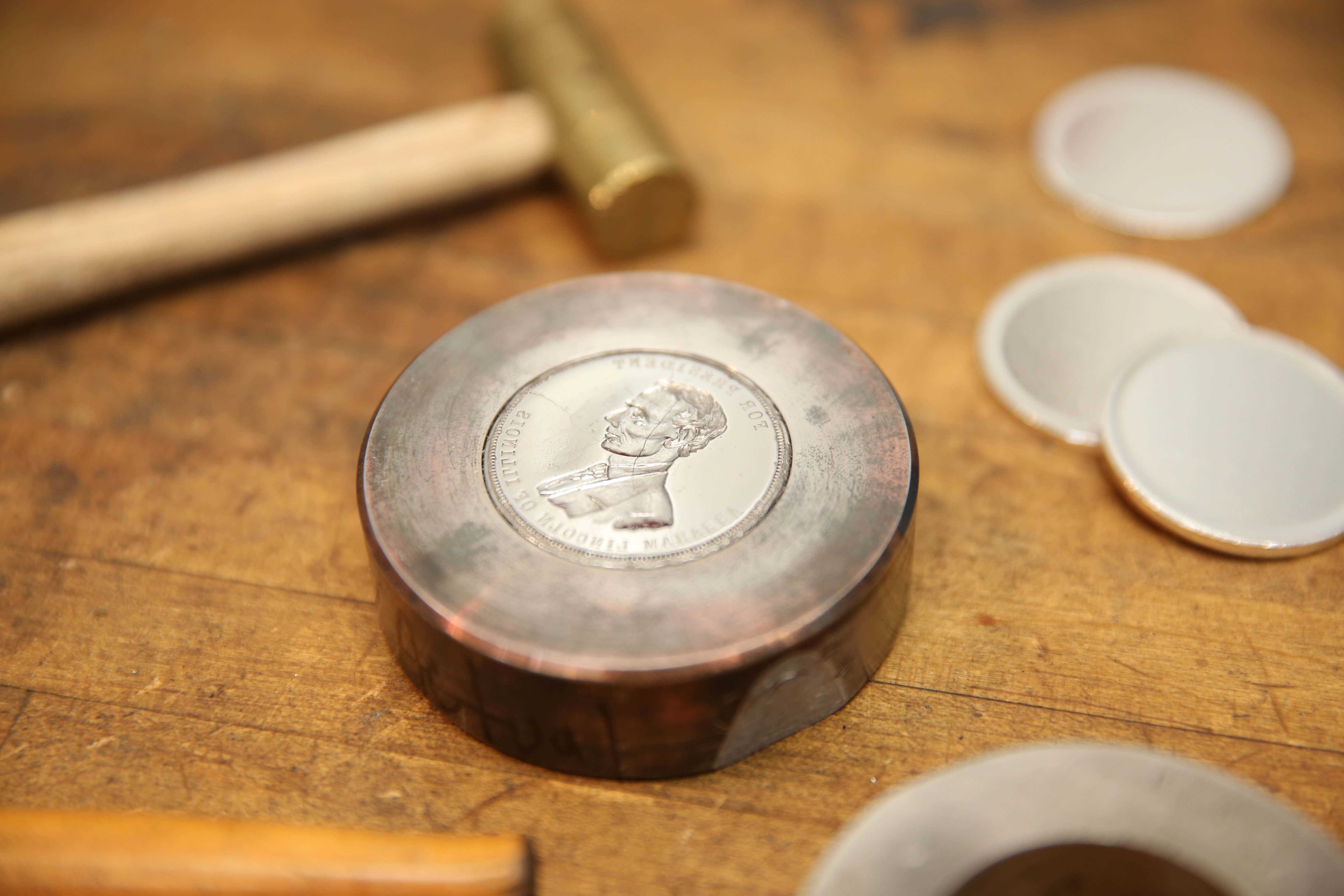 The 1860 Cracked Lincoln Die